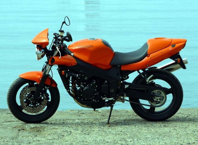 Triumph Speed Four – 2003 à 2005 | Triumphadonf